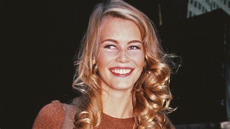 Claudia Schiffer Regresa Para Cerrar Versace Colección Primaveraverano