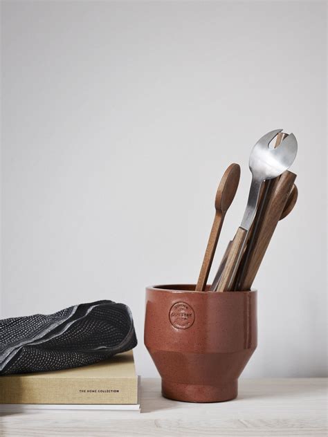 Edge Brass Plate Ø25 And Designer Furniture Architonic