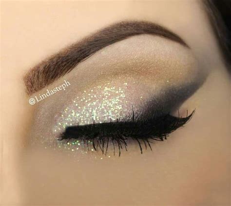 Glitter Smokey Eye Perfect For An Evening Look Glitter Smokey Eye