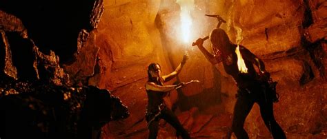 12 Terrifying Single Location Horror Movies — Superscout