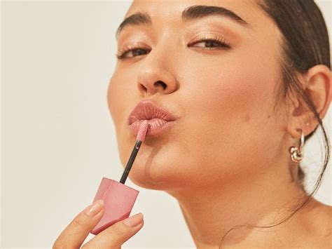 9 Lip Shapes And The Best Makeup Looks For Each