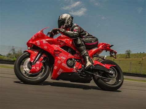 Cfmoto 675cc Inline 3 And 500cc Inline 4 Prototypes Demoed In China R Motorcycles