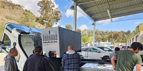 Mack Trucks Donates Electric Refuse Chassis For Bev Training Power Progress