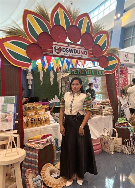 Dswd Uno Joins Sibol The Launching Of The New Sustainable Livelihood Program Dswd Field