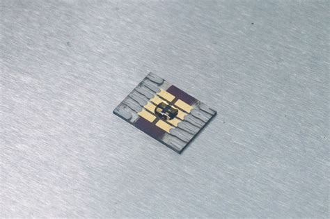 Solar Cell Encapsulation In A Glove Box Ossila