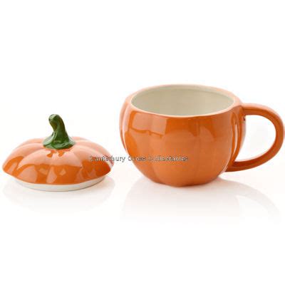 Halloween Pumpkin Mug With Lid From The Hocus Pocus Range