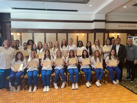Nineteen Dmacc Cnas Pinned In Wednesday Ceremonies Theperrynews