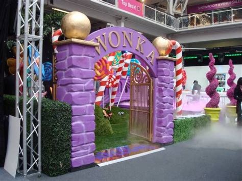 Factory Gates In 2019 Dance Willy Wonka Factory Wonka Factory