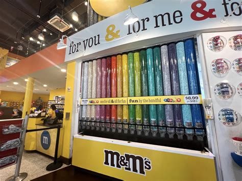 Mandms World à Times Square La Boutique Du Célèbre Bonbon En Chocolat