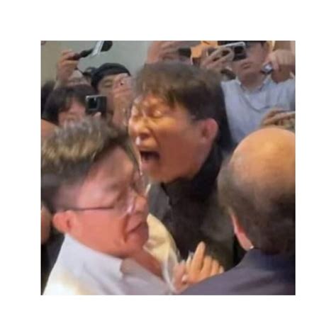 《張之豪專欄》黃國昌表示有慰留 芋傳媒 Taronews