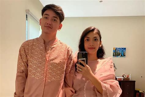 Selamat Adipati Dolken Dan Canti Tachril Dikaruniai Putri Cantik