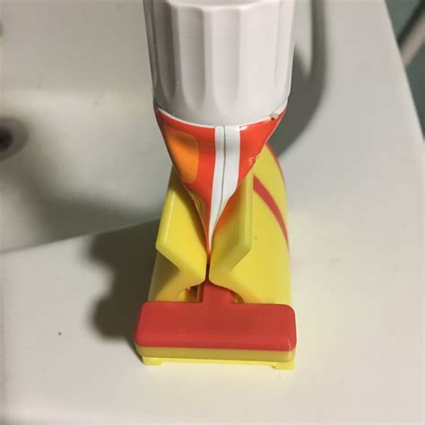 3d Printable Stand For Toothpaste V2 • Made With Uni 250・cults