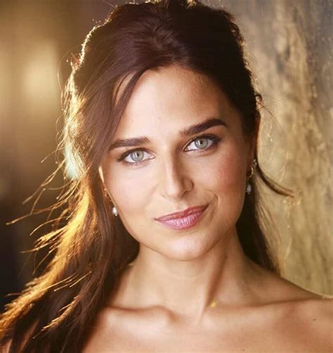 Who Is Stephanie Nur Meet Multicultural Talent In The World Of Acting