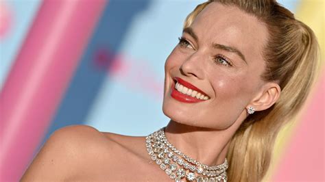 Margot Robbies Former Teacher Shares Surprising Rare Details On What
