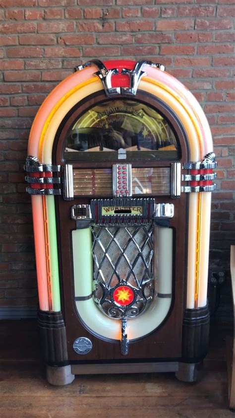 Edited And Taken By Me Old School Jukebox Jukebox Jukeboxes Cool