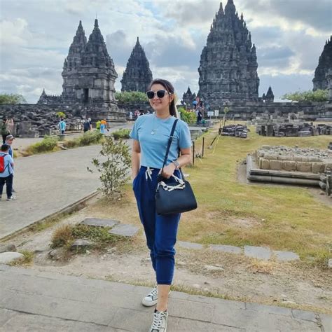 Soe Yoen Soe Yoen • Threads Say More