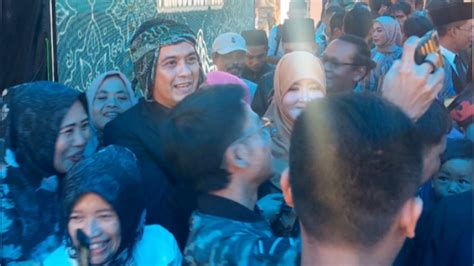 Pesona Dicky Candra Tetap Kuat Saat Hadiri Pelantikan Anggota Dprd