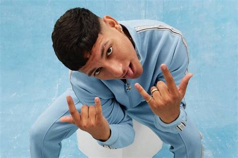Quem é La Cruz 1º Artista De Reggaeton A Cantar Sobre Amor E Sexo Gay