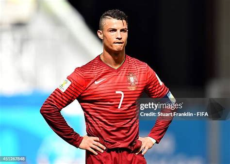2 293 Cristiano Ronaldo World Cup 2014 Photos And High Res Pictures
