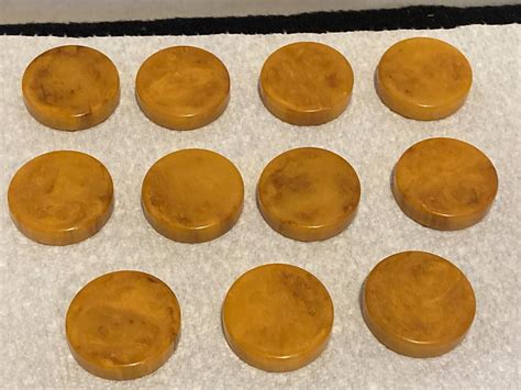 25 Vintage Bakelite Backgammon Chips Honey And Chocolate Brown Swirls