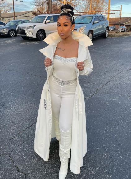 Queen Naija Says I Failed I Dont Have Meg Knees Sorry After