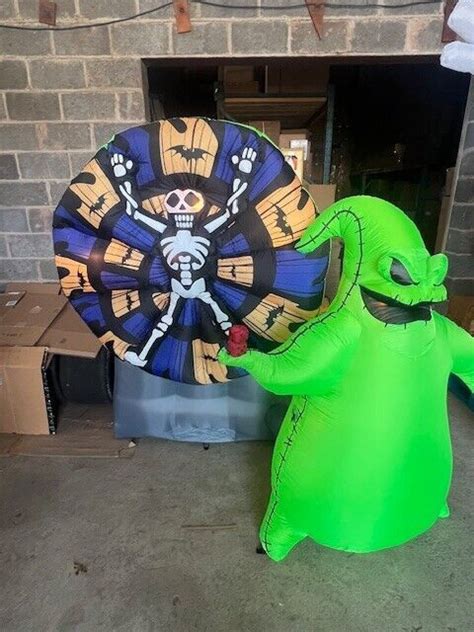 Gemmy 7 Ft Tall Oogie Boogie Wheel Of Death Animated Halloween