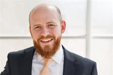 Andrew Eckart Lawyer In Windsor Ontario Clearway