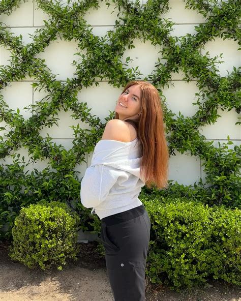 Sydney Chambliss Sydney Chambliss • Instagram Photos And Videos