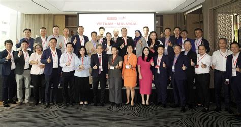 Steve Jobs Cha đẻ Iphone 66 Năm Và Những Câu Chuyện đầy Cảm Hứng Ceo Club Vietnam