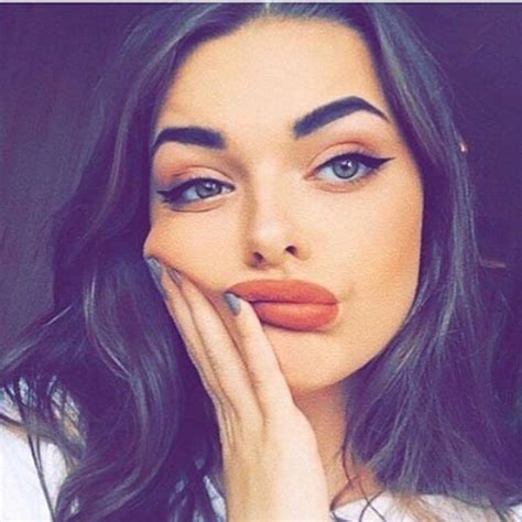 دوو خوشکەکە