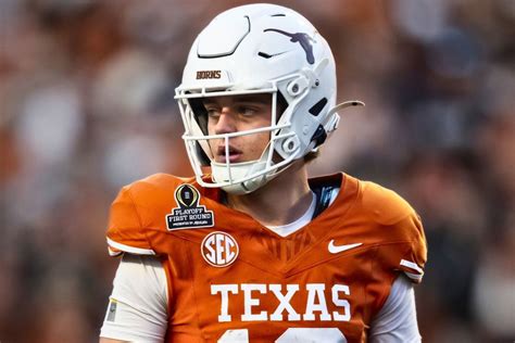 New Twist In Arch Mannings Texas Future As 220lb Move Announced After