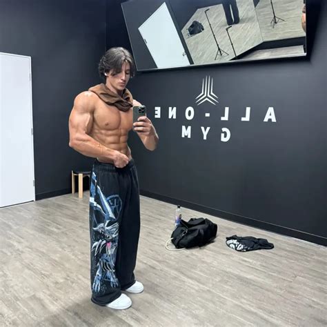 Nuno Nunoliftz Is Live Tiktok Live