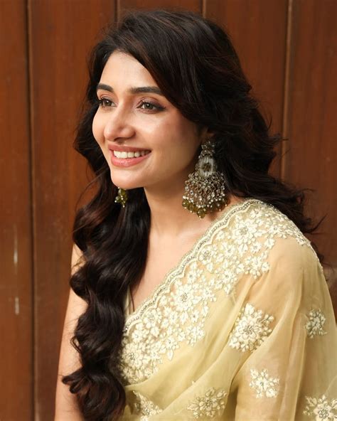 Mirna Menon S Fashion Is Truly Unstoppable Mirna Menon S Fashion Is