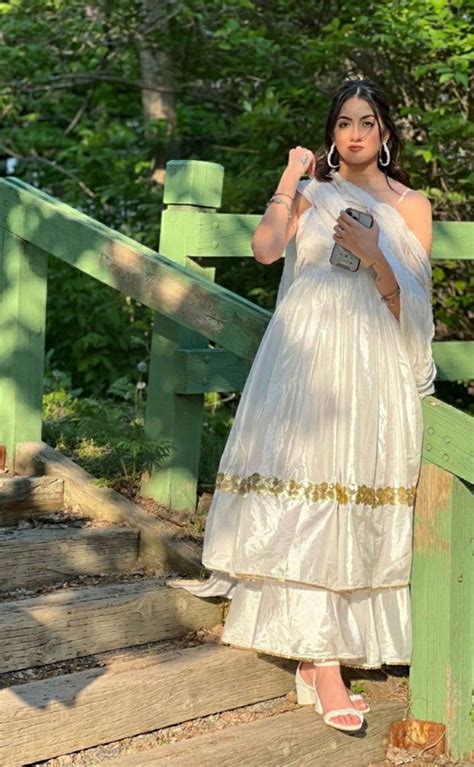 Reet Narula Simple Style Outfits Indian Dresses Traditional