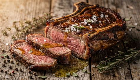 Côte De Bœuf Au Four Savourez Une Viande Tendre Et Juteuse