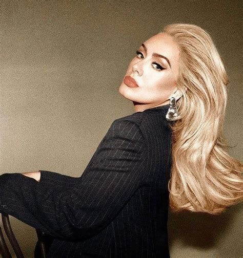 Adele Nicaragua Adele Se Tomó Una Selfie Con El Celular De Una Fan