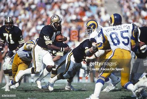 Chuck Muncie Nfl Photos And Premium High Res Pictures Getty Images