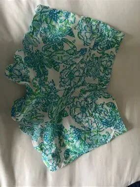 Lilly Pulitzer Shorts Lilly Pulitzer Blue Green Floral Scallophem