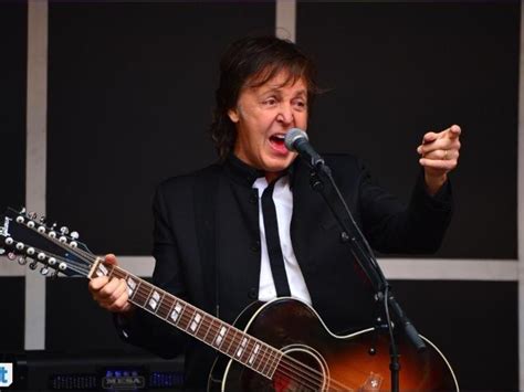 Paul Mccartney Defends Miley Cyrus Can Twerk With The Best Of Them