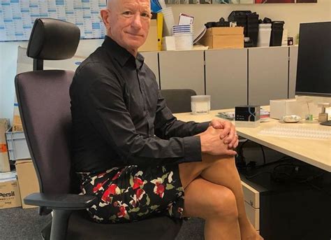 Married Man Wears Skirts And High Heels To Challenge Gender Stereotypes