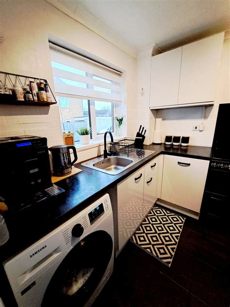 1 Bedroom House For Sale £195000