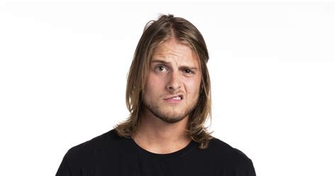 Daniel Do Bbb20 Levantou Suspeitas De Fãs Após Relatar Sintomas Parecidos Com O Do