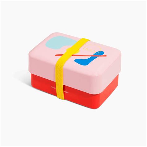 Takenaka Lunch Bento 700 Milliliters Pink And Red
