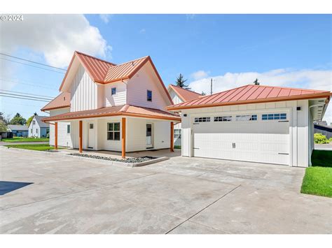 1991 Gilham Rd Eugene Or 97401 Redfin