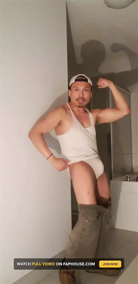 关注我的淋浴秀！ Xhamster