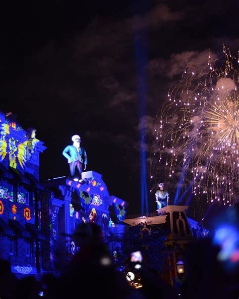 The Coco Segment Is Best Part Of Together Forever Fireworks At Pixar Fest In Disneyland