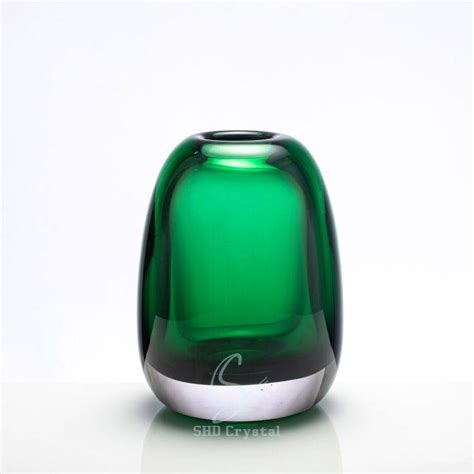 D122h165 Mm Green Thick Bottom Flower Vase Shd Crystal