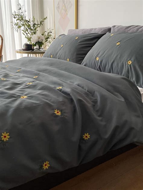 Daisy Embroidery Duvet Cover Set Floral Bedding