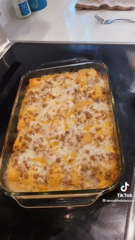 Biscuits And Gravy Casserole Artofit Biscuits And Gravy Casserole Artofit
