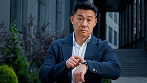 11 Phrases Brilliant People Use To Say This Meeting Could Have Been An